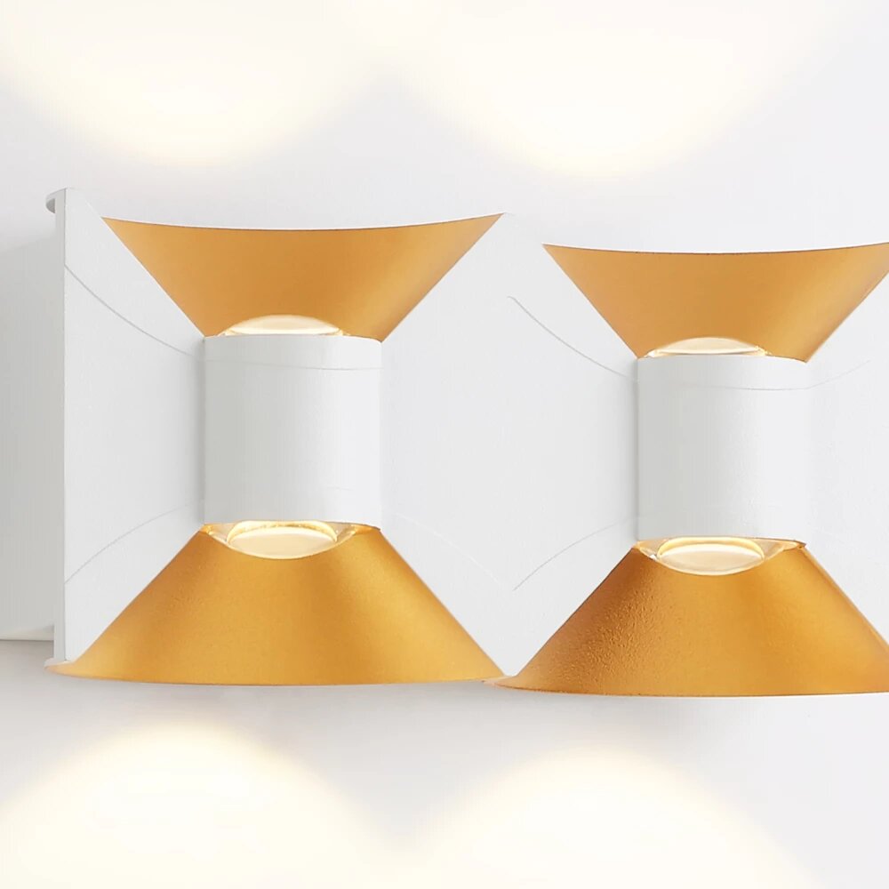 Уличный настенный светодиодный светильник IP54 ST4475/4 WH/GD белый/золото LED 4200K 11W IP54 180*90*55