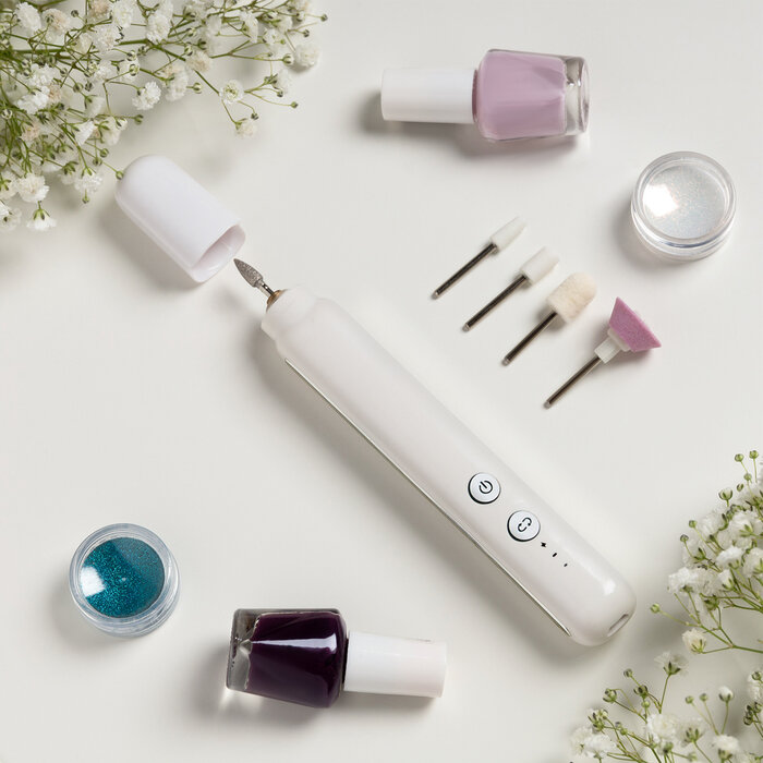 Аппарат для маникюра Luazon LMM-02 , портативный, 5 насадок, АКБ, белый 9750653