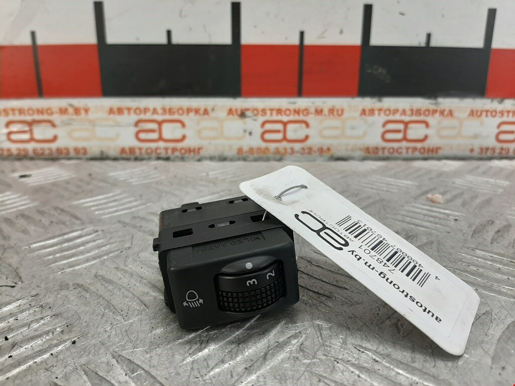 Кнопка корректора фар Renault Koleos 251902435R арт. 748701