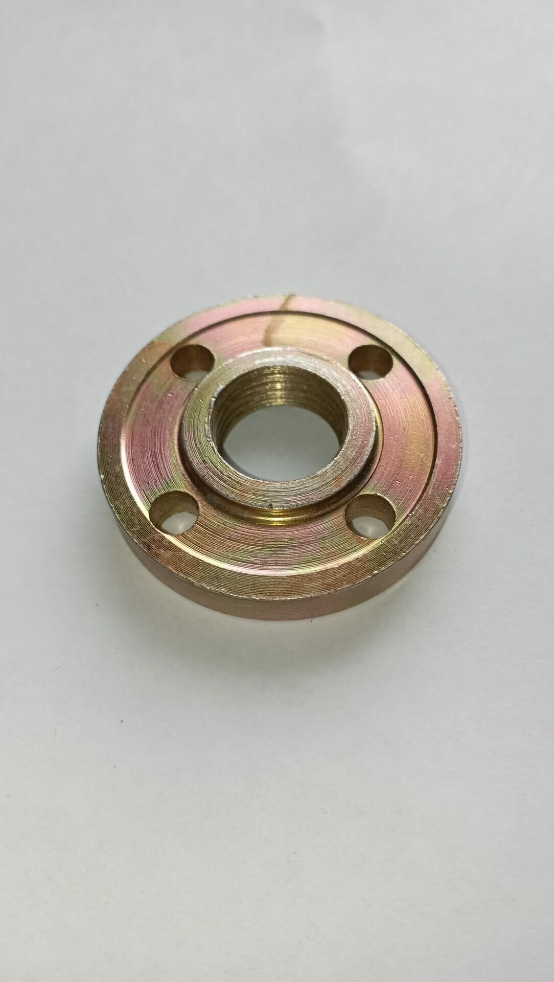 Гайка прижимная