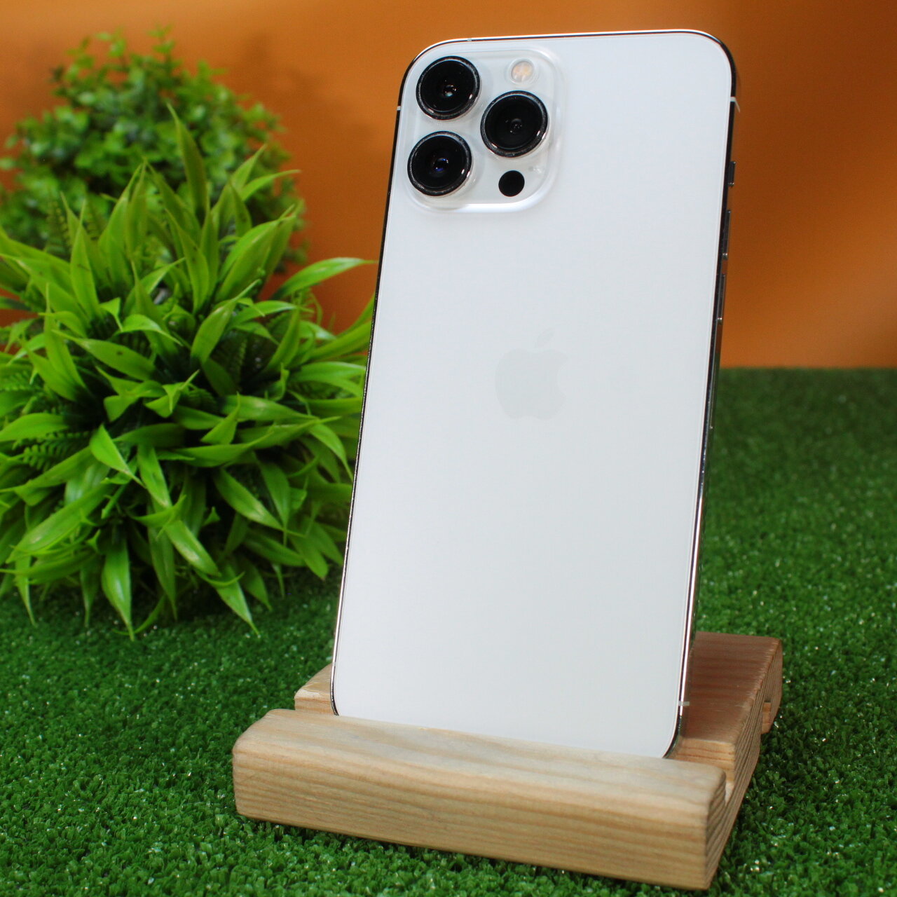 Смартфон Apple iPhone 13 Pro Max 128 ГБ, nano SIM+eSIM, серебристый