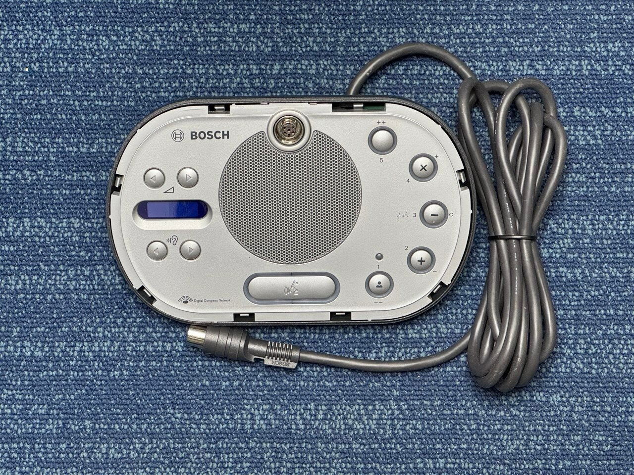 Дискуссионный пульт Bosch DCN-DISVCS-D