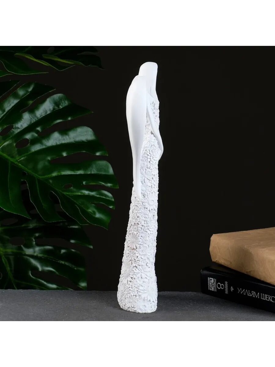 Элегантный Ангел — праздничная фигурка для интерьера