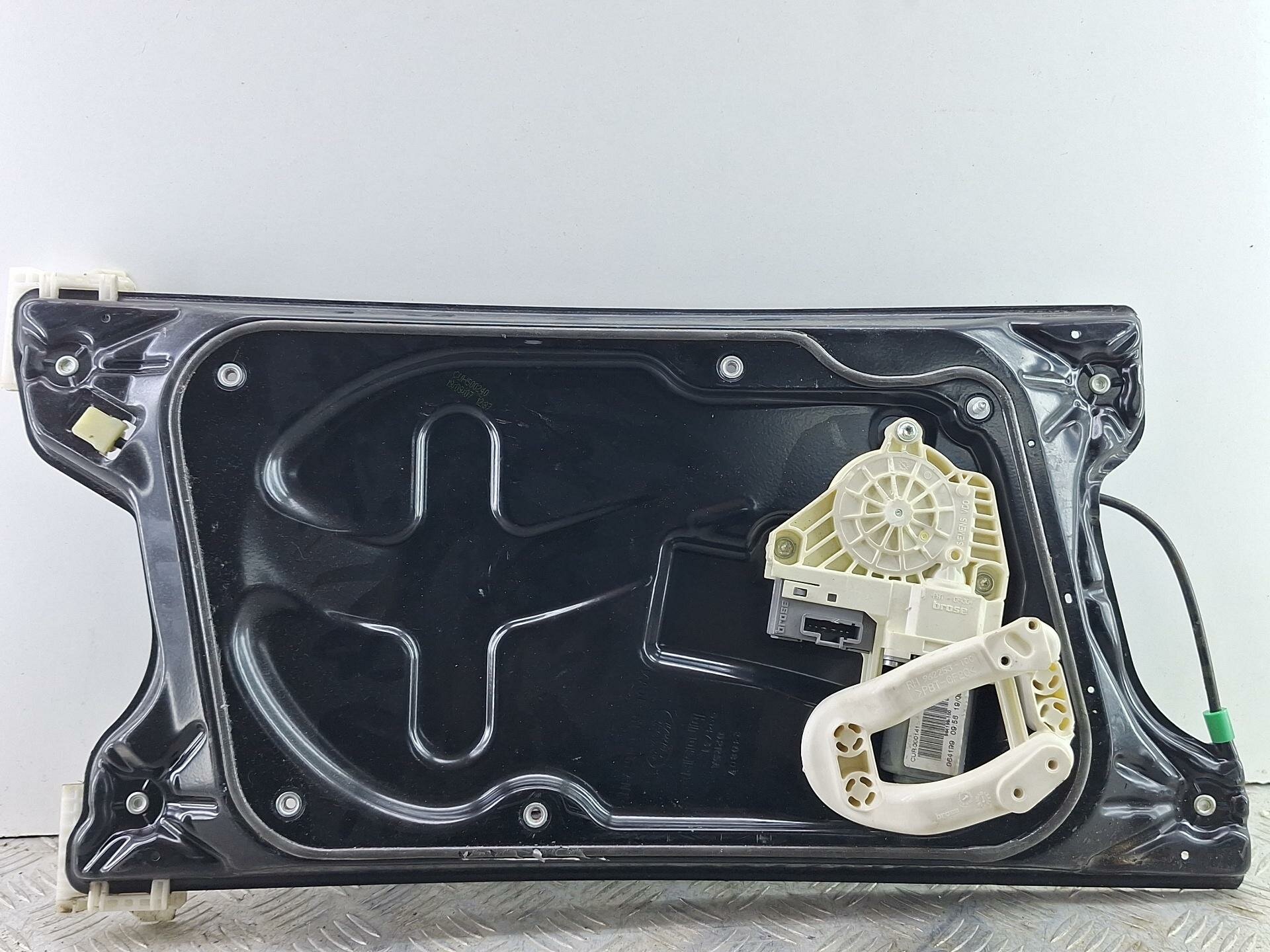 Стеклоподъемник передний правый Land Rover Discovery 3 L319 2007 964199