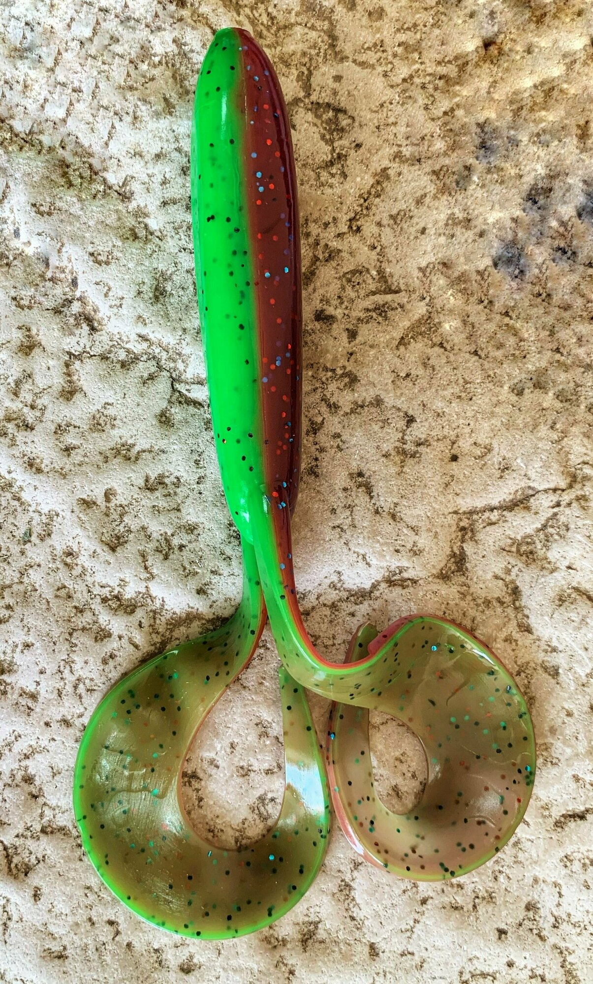 Мягкая крупная силиконовая приманка Pike Frog Ширасу, цвет Розово-зеленый/Pion Green, вес 50 гр, уп. 1 шт.