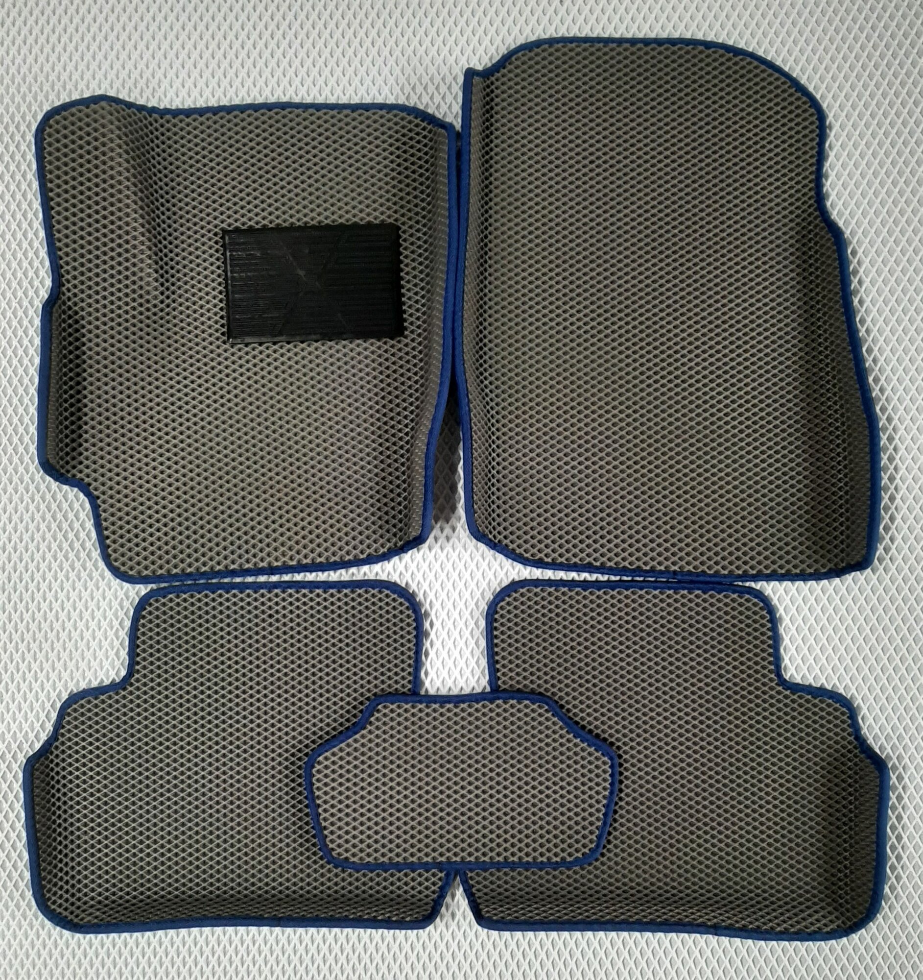 Автомобильные коврики EVA, ЭВА, ЕВА С бортами FORD FOCUS II/форд фокус 2 2005-2011 седан