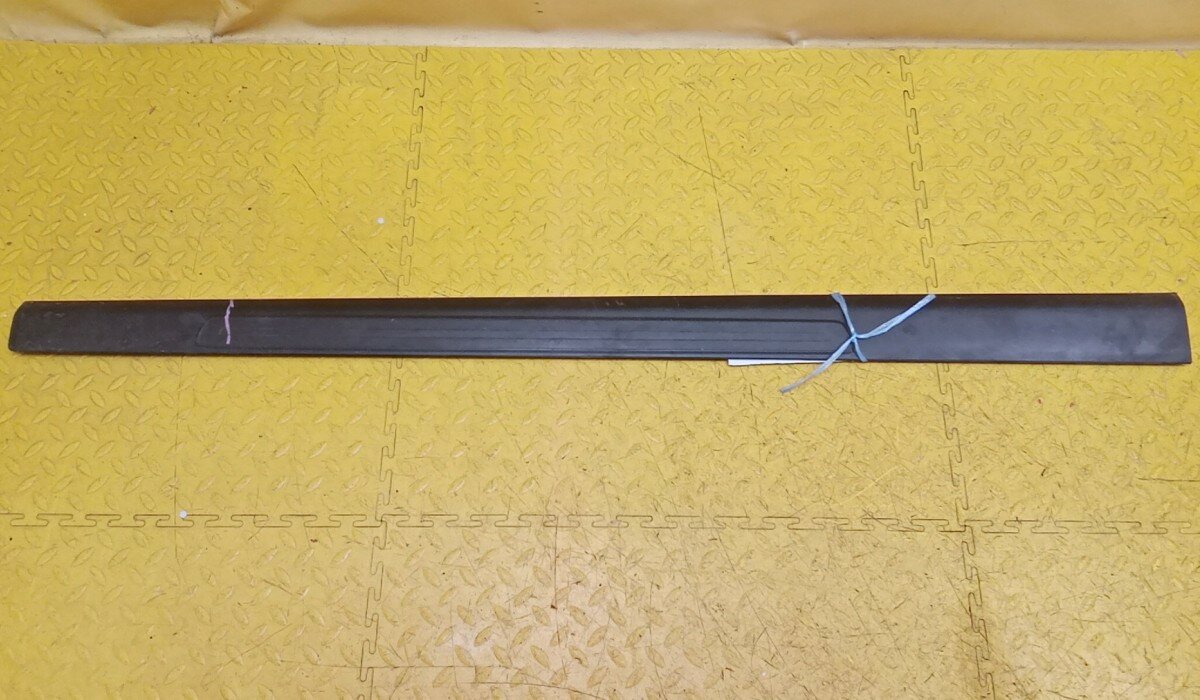 Накладка порога (внутренняя) A6 (C6,4F) Audi 4F0853374B
