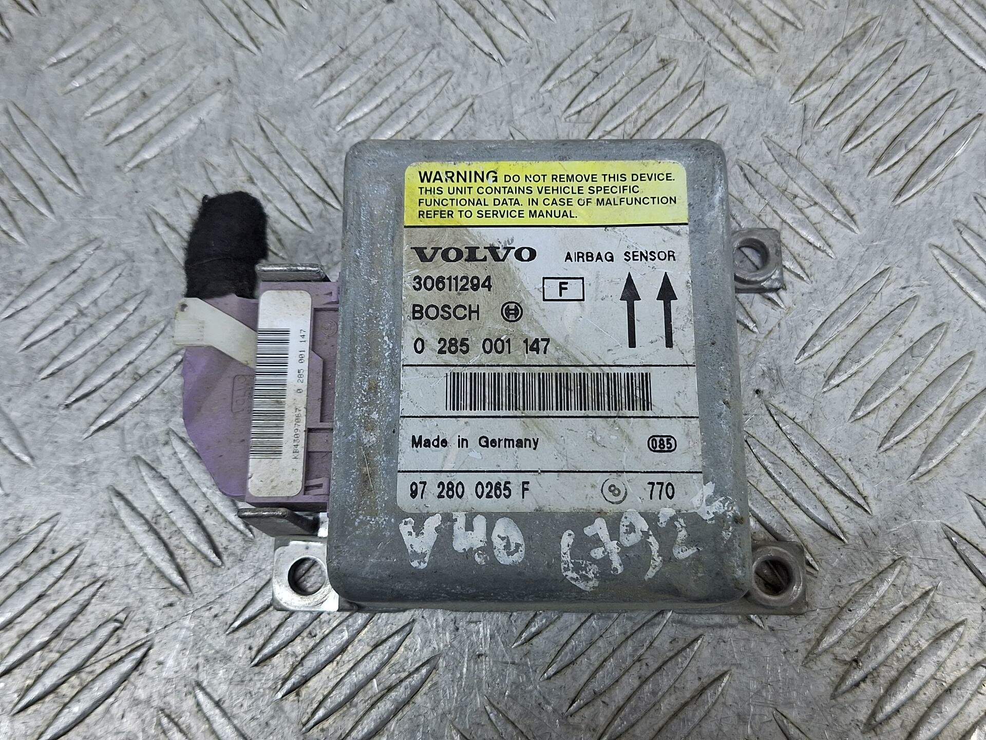 Блок управления подушками безопасности Volvo V40 рест. 2000 30611294