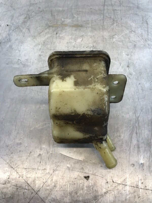 Бачок ГУР Chery Fora A21 SQR484F 2006 (б/у) A213408010