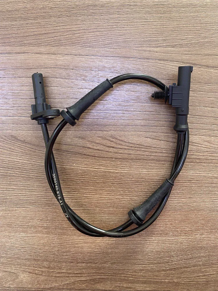 Датчик ABS передний правый Great Wall Hover (H1 H3 H5) Wingle Грейт Вол Ховер (АШ1 АШ3 АШ5) Вингл