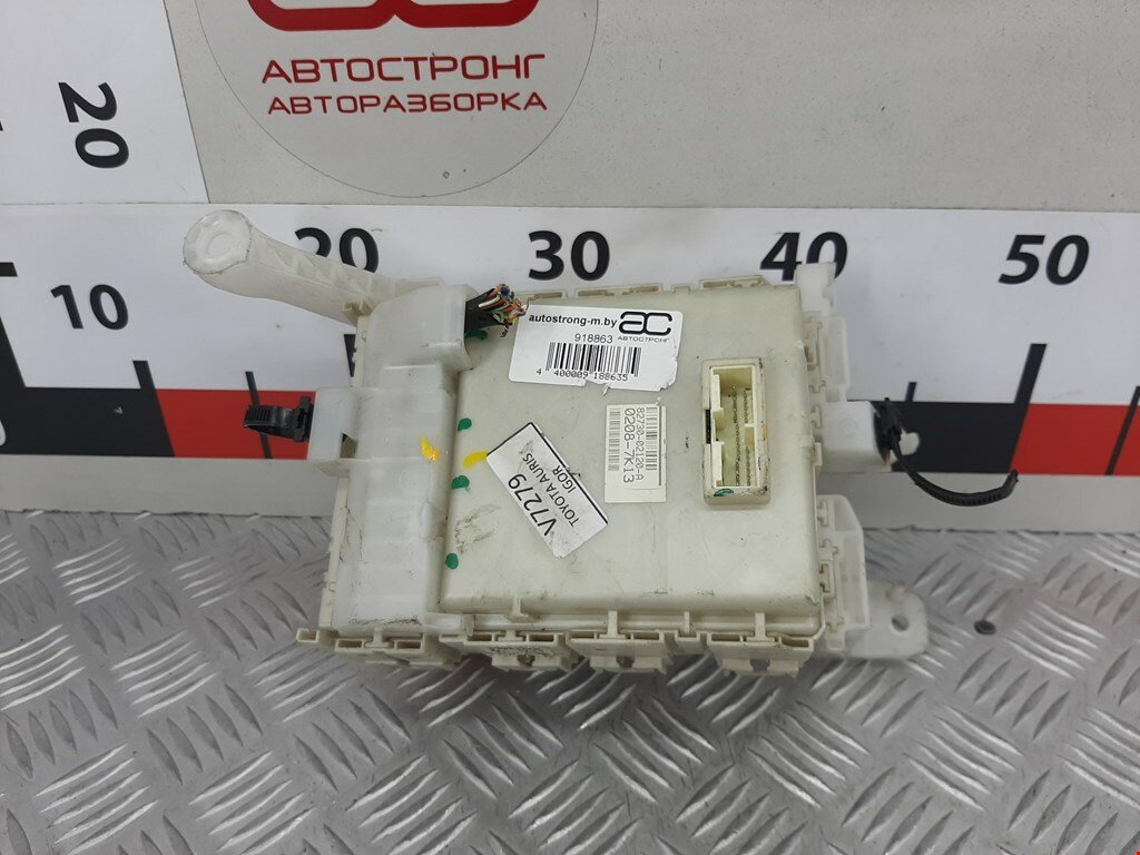 Блок предохранителей Toyota Auris 1 (E150) 8273002120 арт. 918863