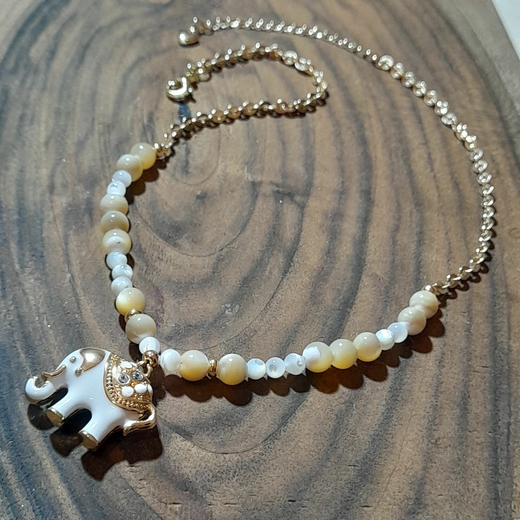 Колье, перламутр