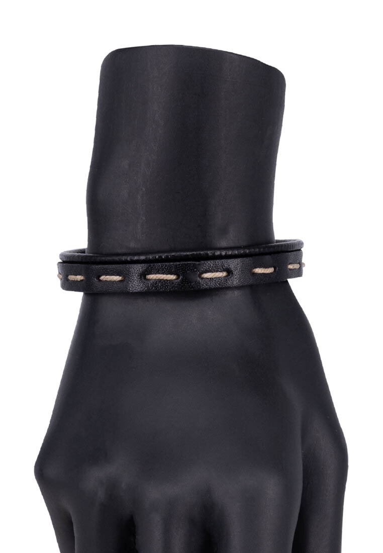 Плетеный браслет