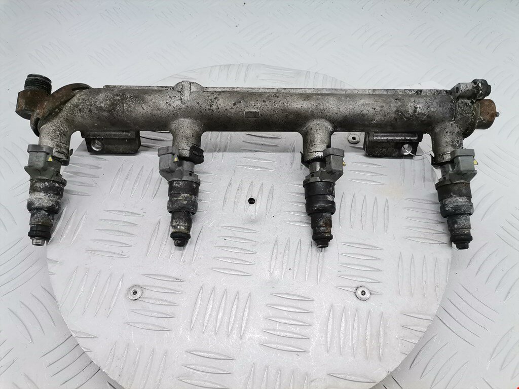 Форсунка бензиновая электрическая Opel Astra G 12569091 арт. 1709380