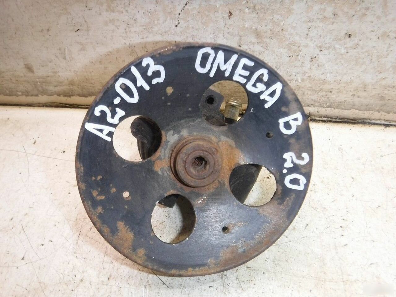 Насос ГУР Opel Omega B (1994—1999) 90466999-93175570