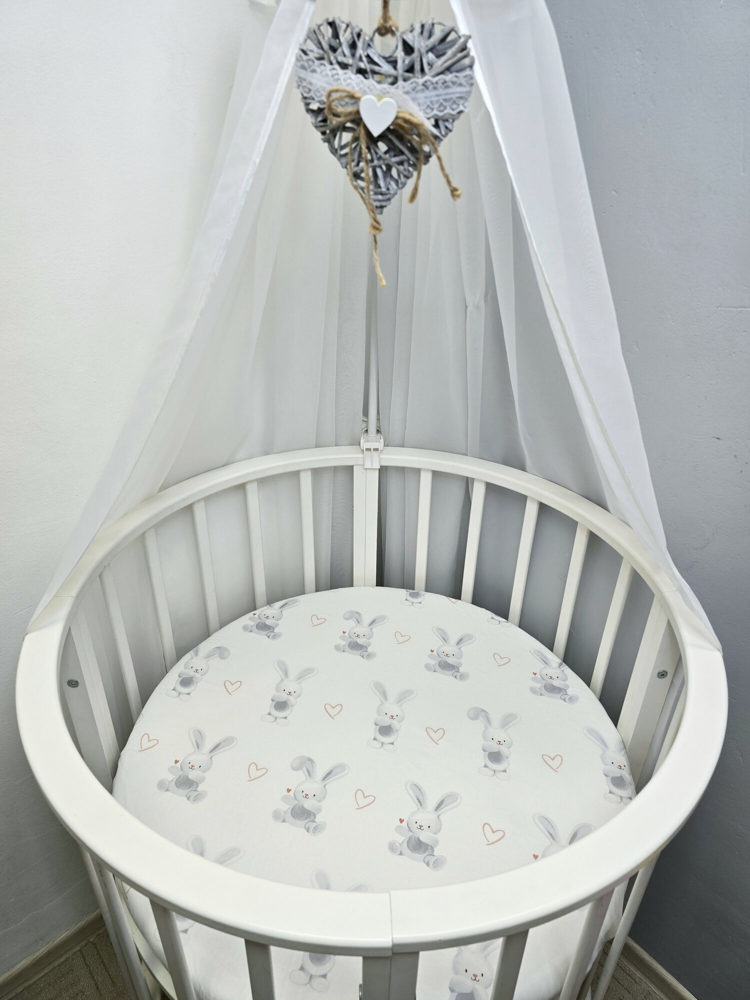 Простынь на круглую кровать на резинке 75х75 см, 100% хлопок.