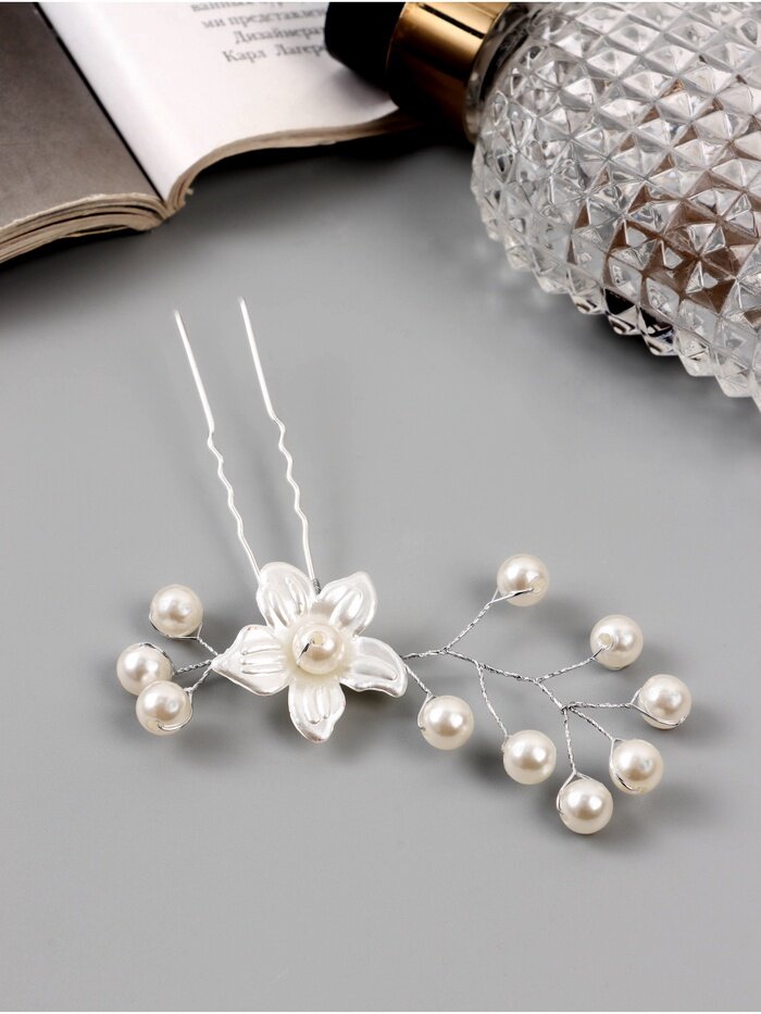 Шпилька для волос QF Эмилия, цветок бусинки, 9×6 см, белая, 3 шт.