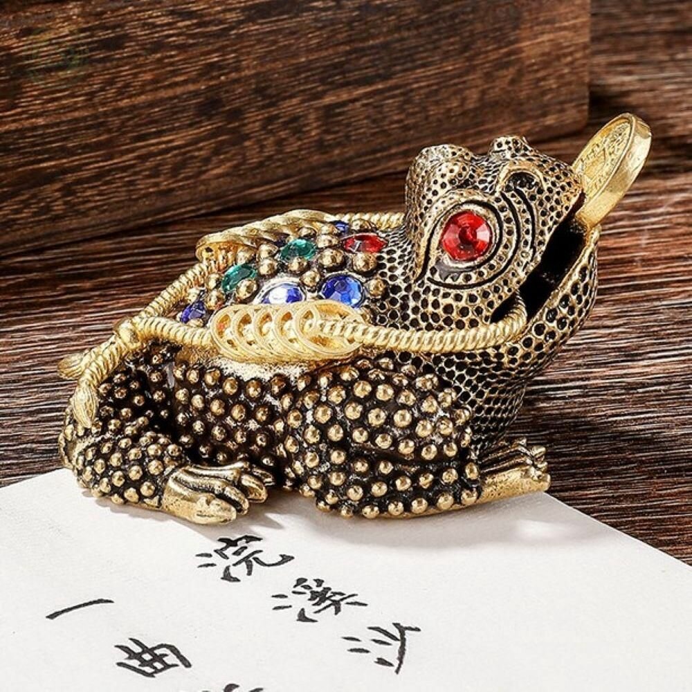 Статуэтка "Жаба богатства" Фэн-Шуй, бронза (8.2*5.3 см.)