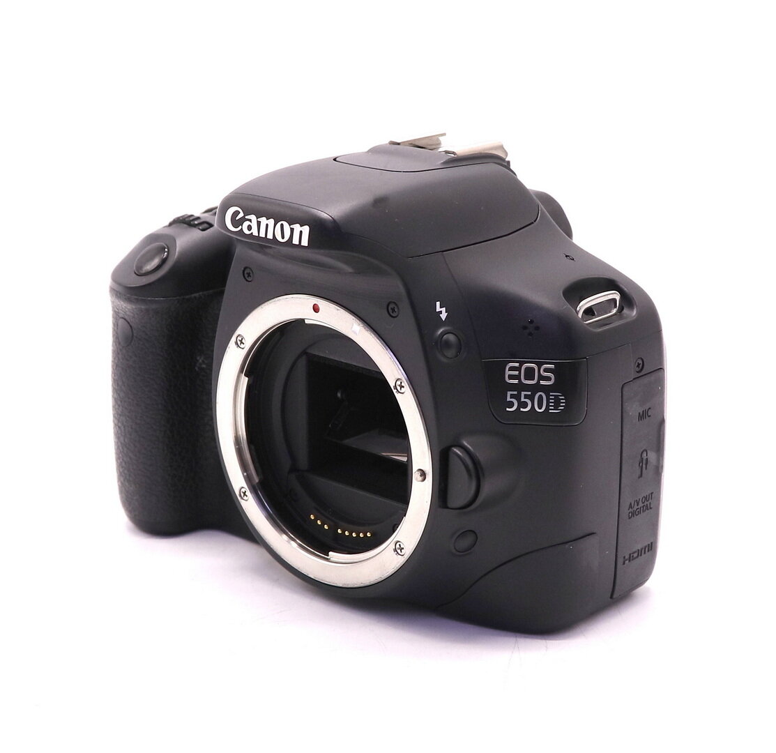 Фотокамера Canon EOS 550D body (пробег 18845 кадров)