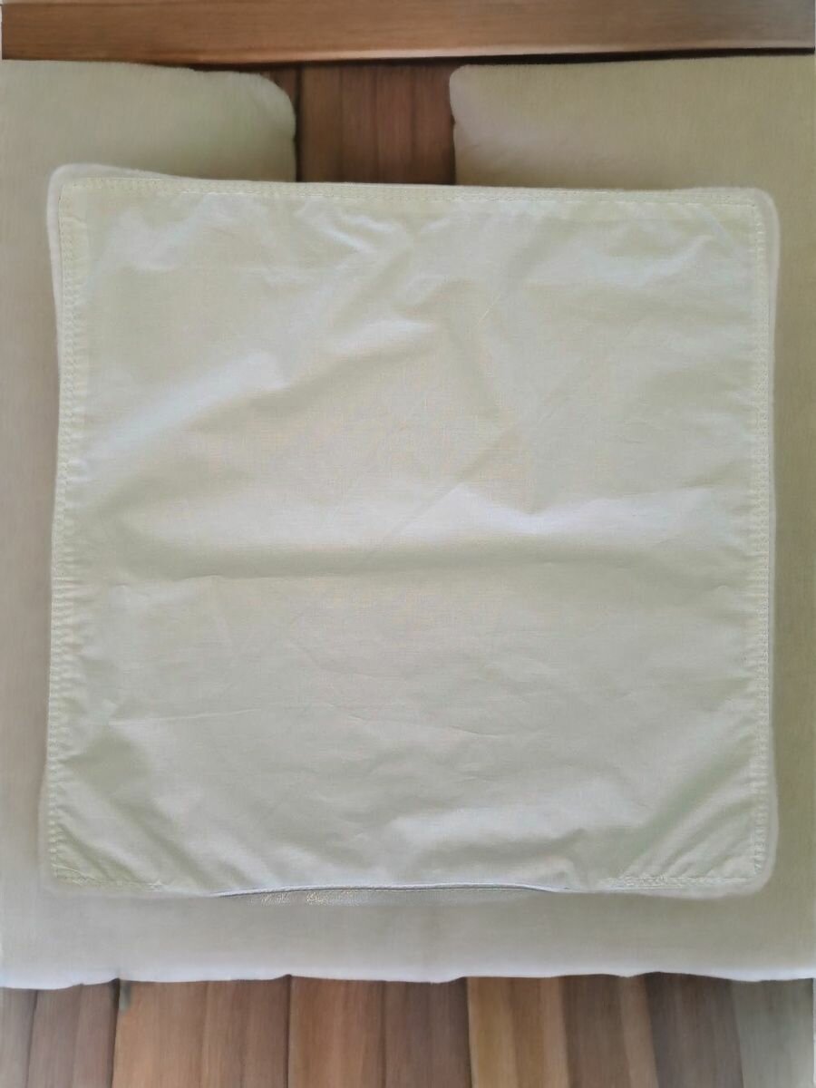 Наперник с прорезью хлопковый тик 100%. Ваш размер. Для самостоятельной набивки подушки.