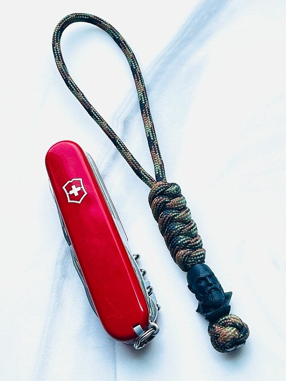 Темляк для ножа