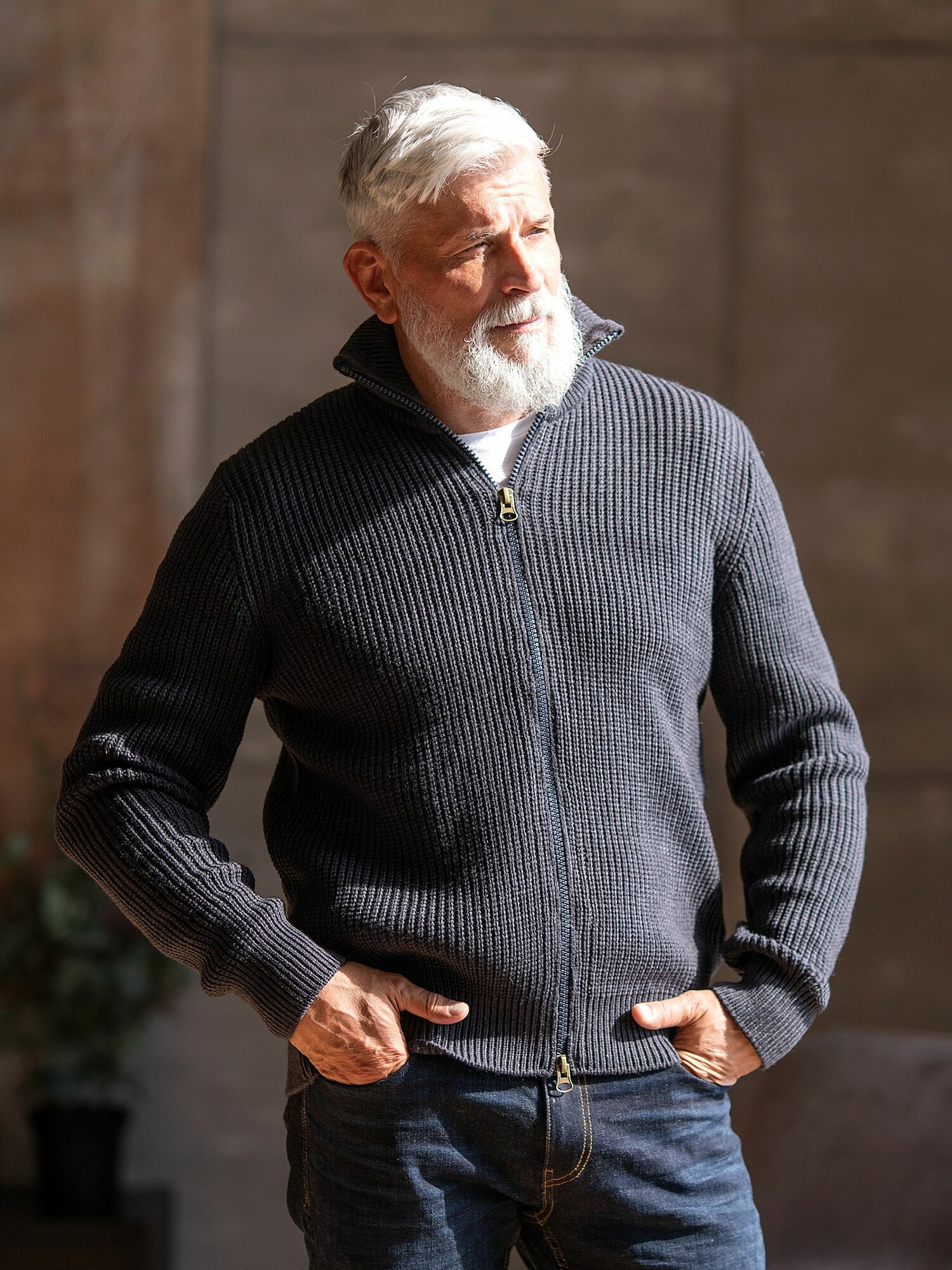 Толстовка спортивная