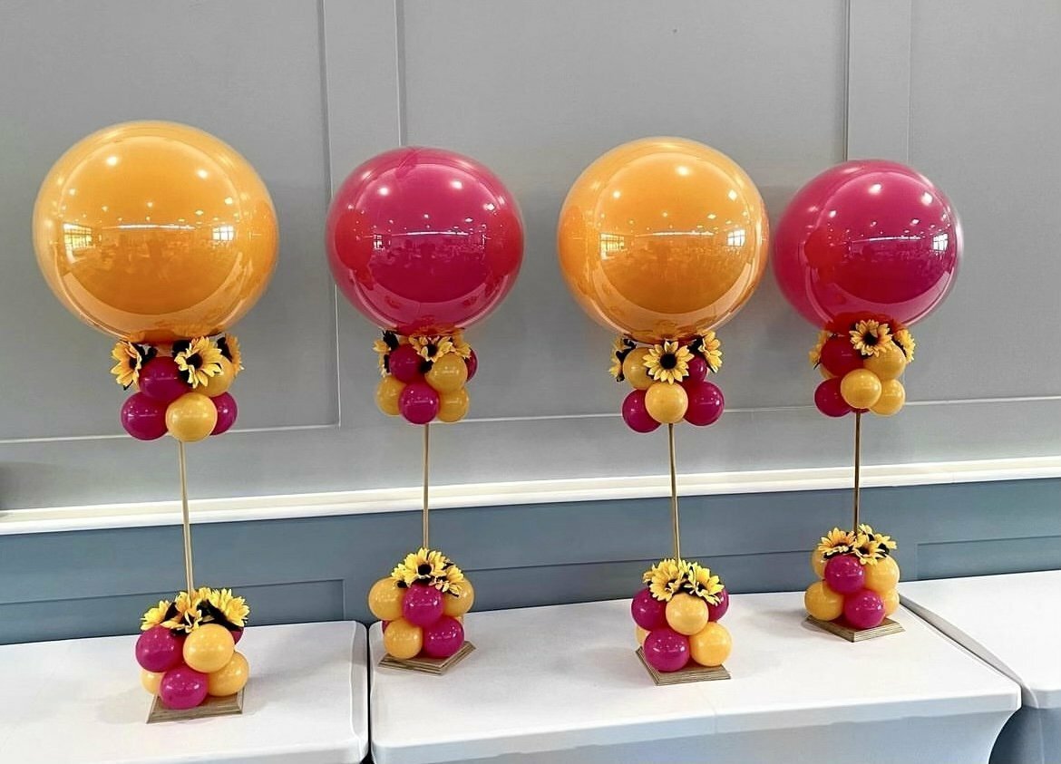 Стеклянный шар с воздухом на стойке