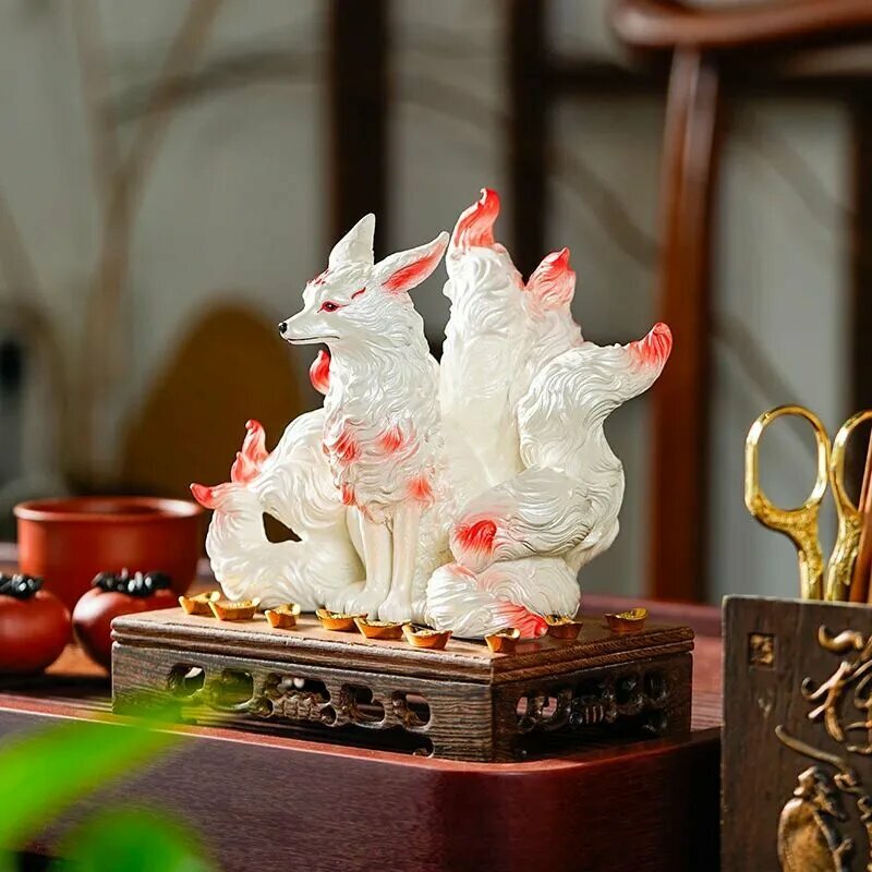 KNOW EASY-Маленькая скульптура/сидящая модель белой девятихвостой лисы из смолы/с деревянным основанием