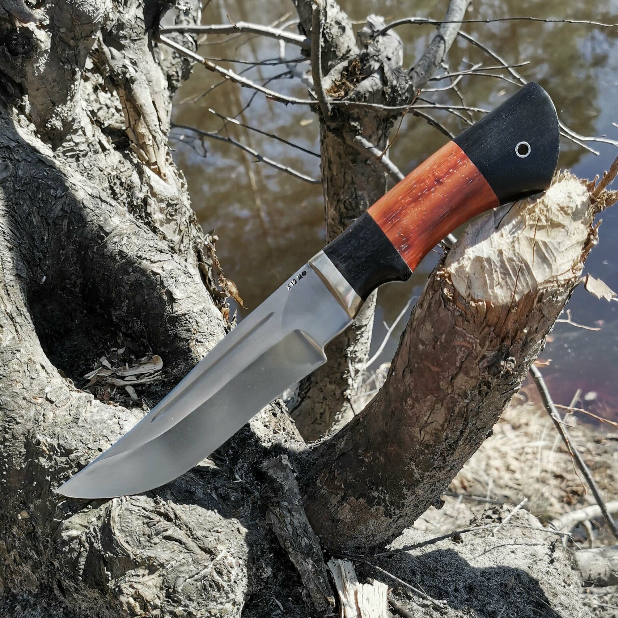 Нож Таёжный с долами на клинке из кованой стали Х12МФ