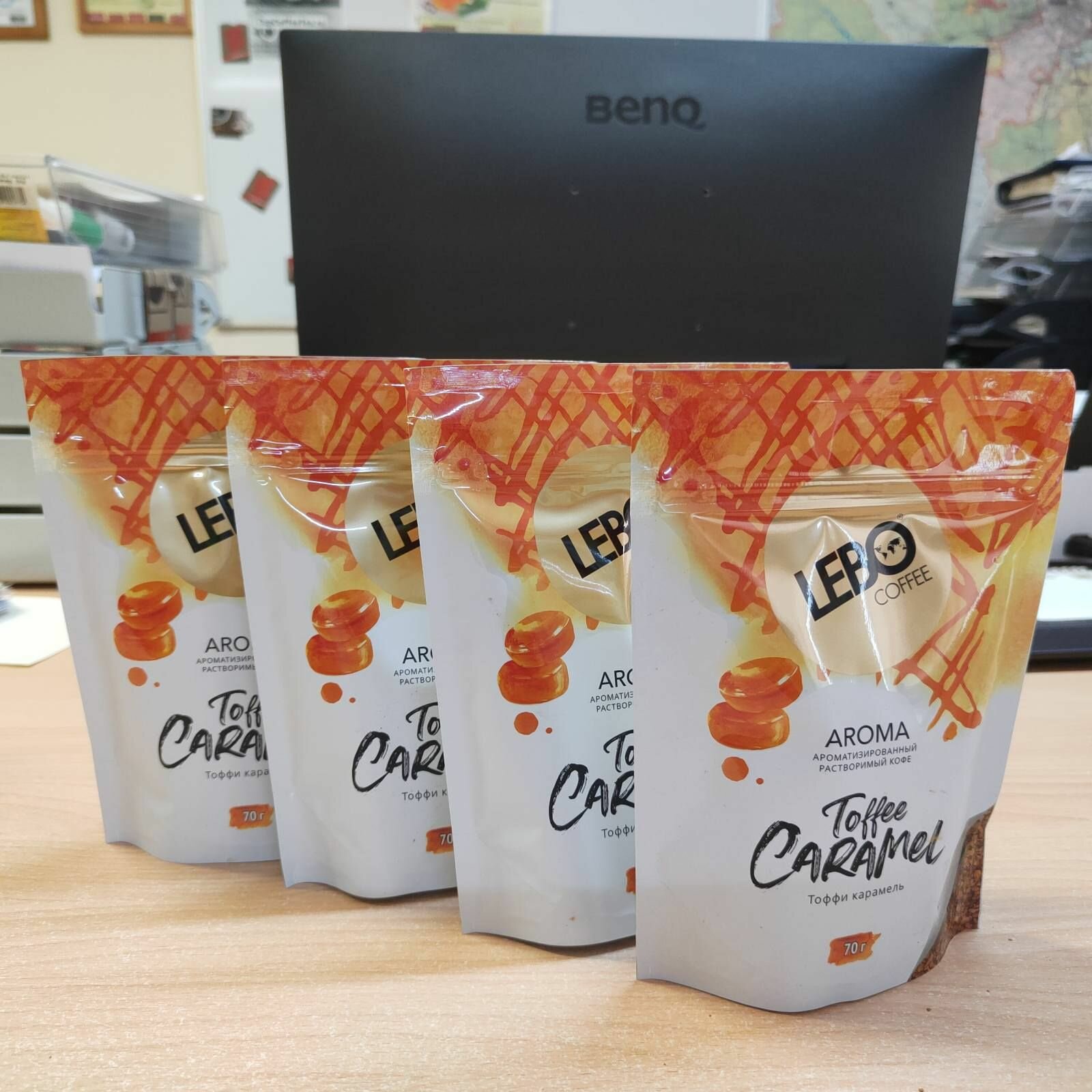 Кофе 280г LEBO AROMA Toffee Caramel ароматизированный сублимированный. Набор из 4-ух пачек по 70г