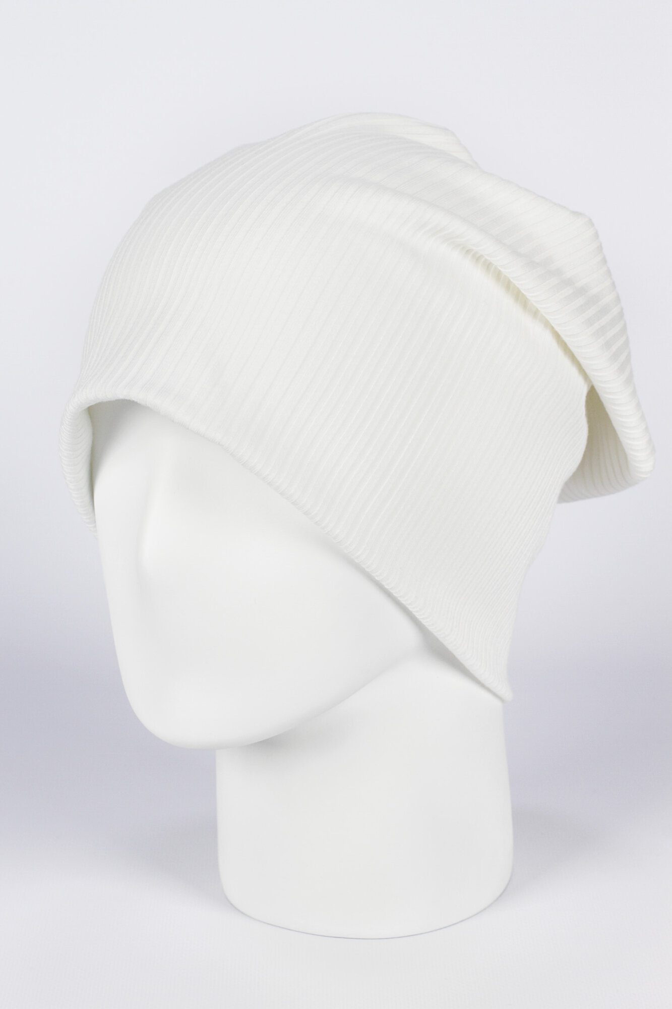 Шапка для женщин