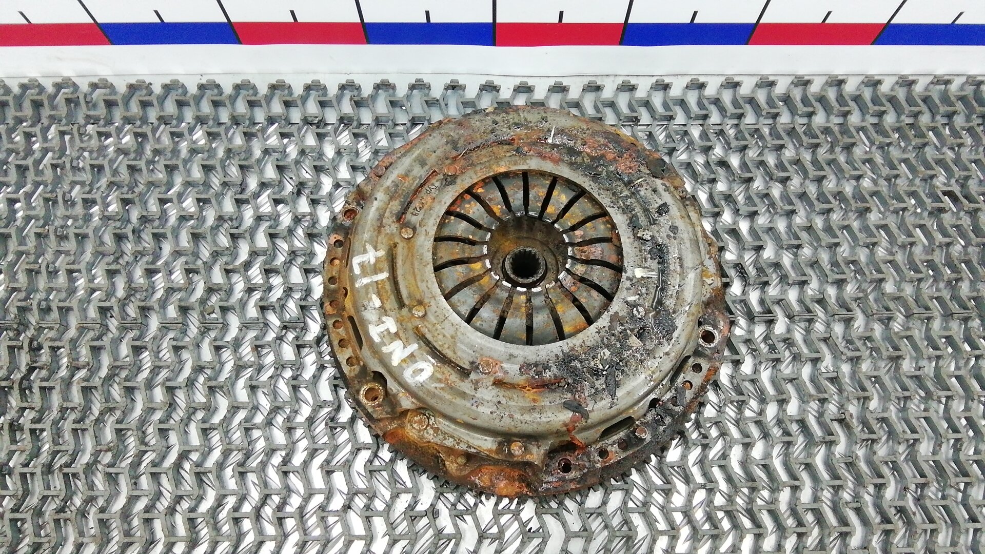 Маховик бензиновый FORD FOCUS 3, Номер 1761711