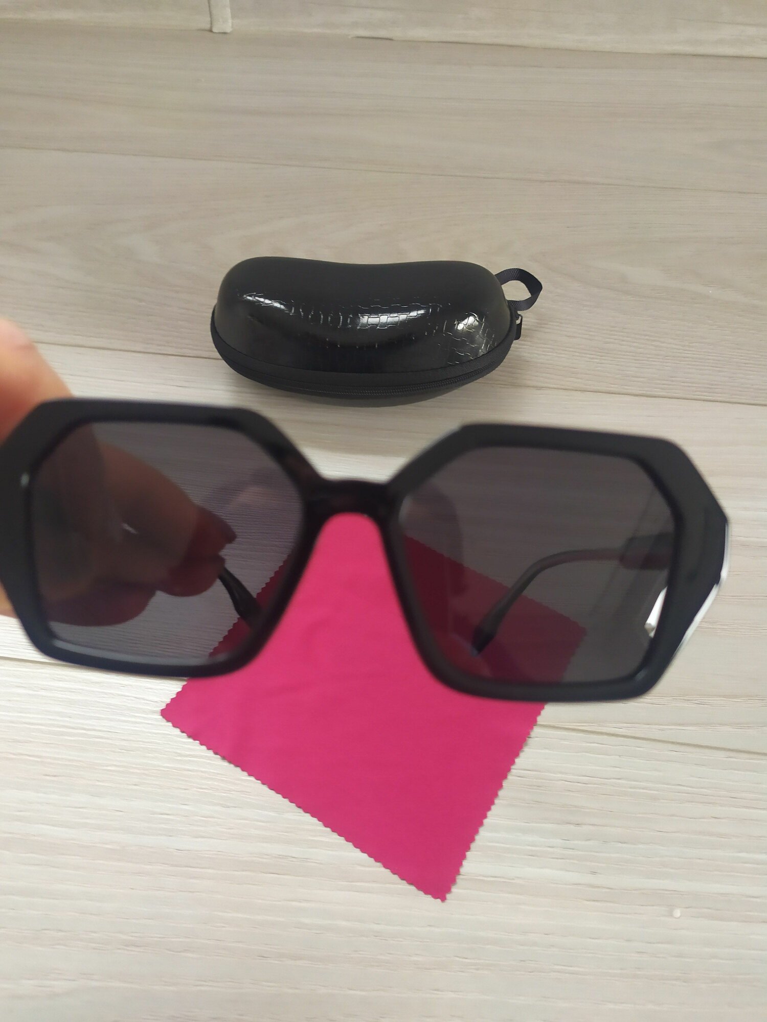 Солнцезащитные очки