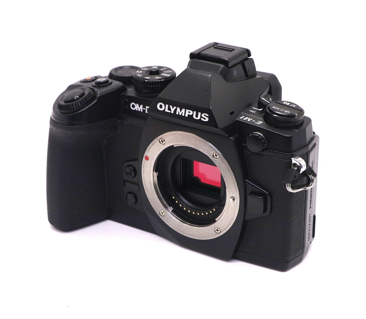 Olympus OM-D E-M1 body (пробег 18210 кадров)