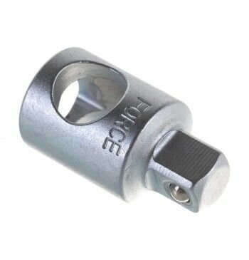 Адаптер с отверстием под вороток 1/2 (F) x 3/8 (M) Force 80643