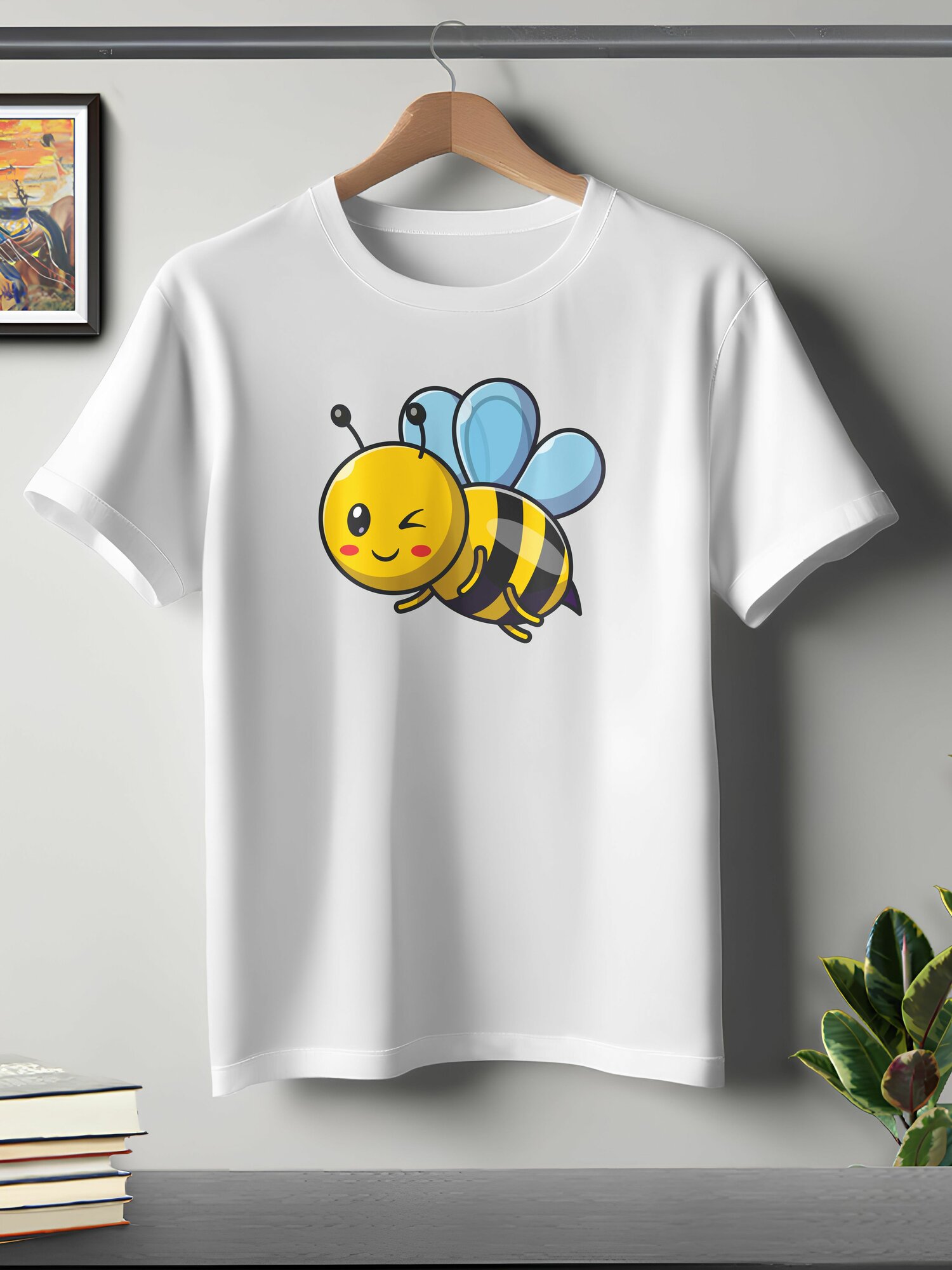 Футболка  Детская ONEQ 122 (7-8) размер с принтом Пчелка, белая