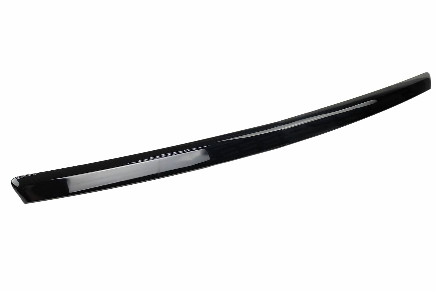 Накладка (сабля) на капот с крепежом для Лада Приора 2, SE неокрашенная