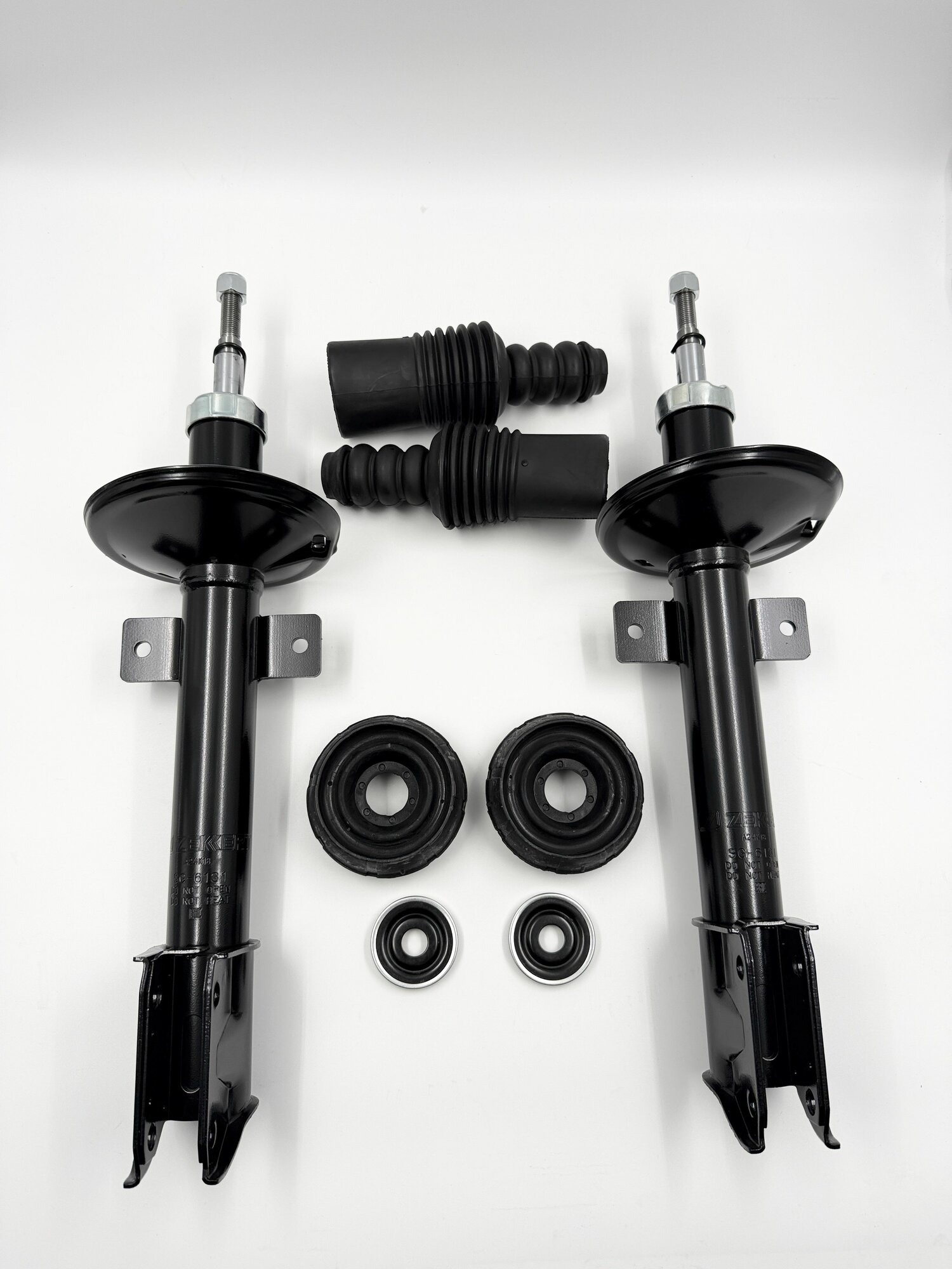 Амортизаторы задние ZEKKERT SG-6131, для Renault Duster/Kaptur, Nissan Terrano, 4х4 (полный привод) к-кт 2 шт.