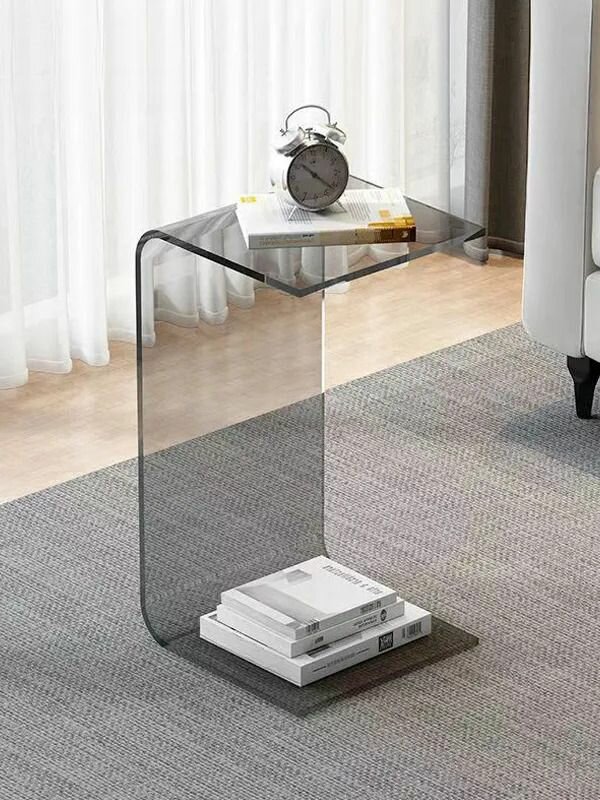 Боковой стол с габаритами 30 на 60 на 30 см