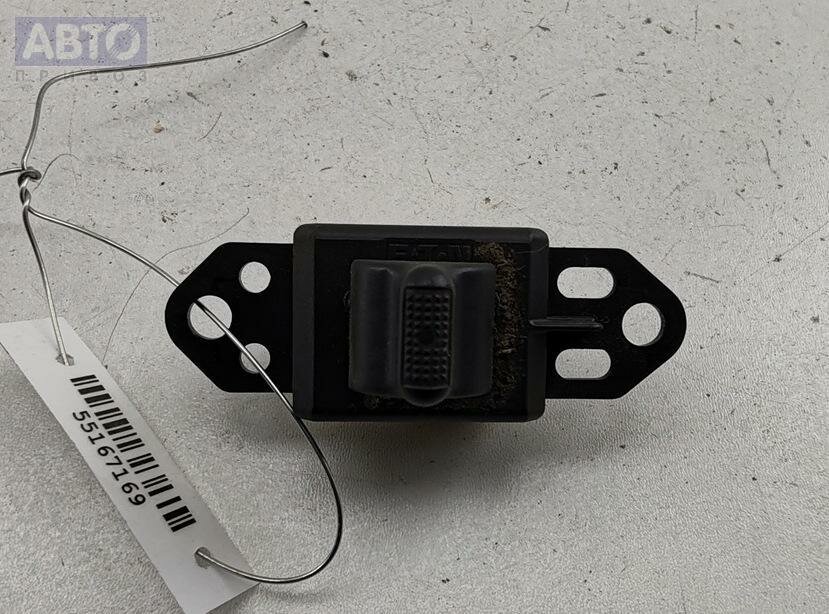 Кнопка центрального замка Chrysler Voyager (2001-2007)