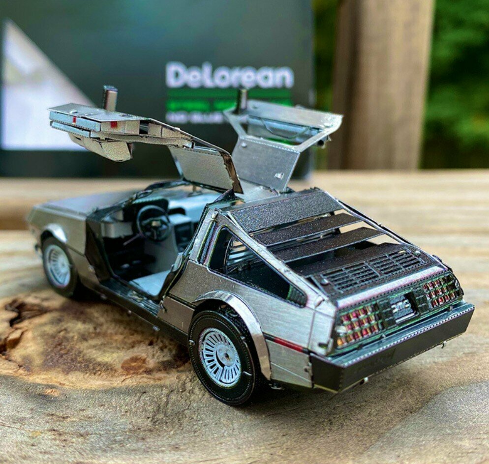 Металлический конструктор / 3D конструктор / Сборная модель Машина Делориан Назад в будущее