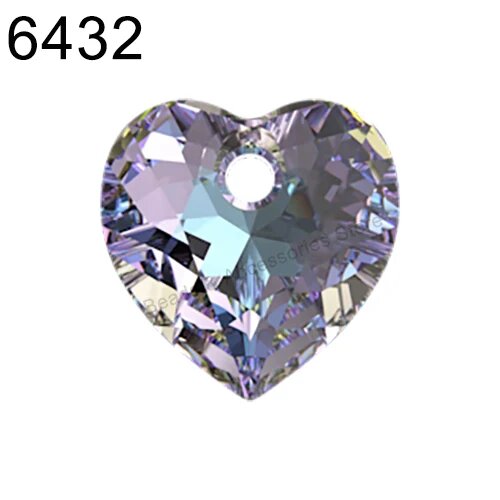 Хрустальный кулон в форме сердца