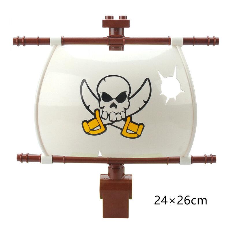 Крупные строительные блоки, аксессуары в больших количествах, минифигурки, пиратский корабль, шкатулка для украшений, штурвал, парус пиратского корабля, флаг, большой корабль