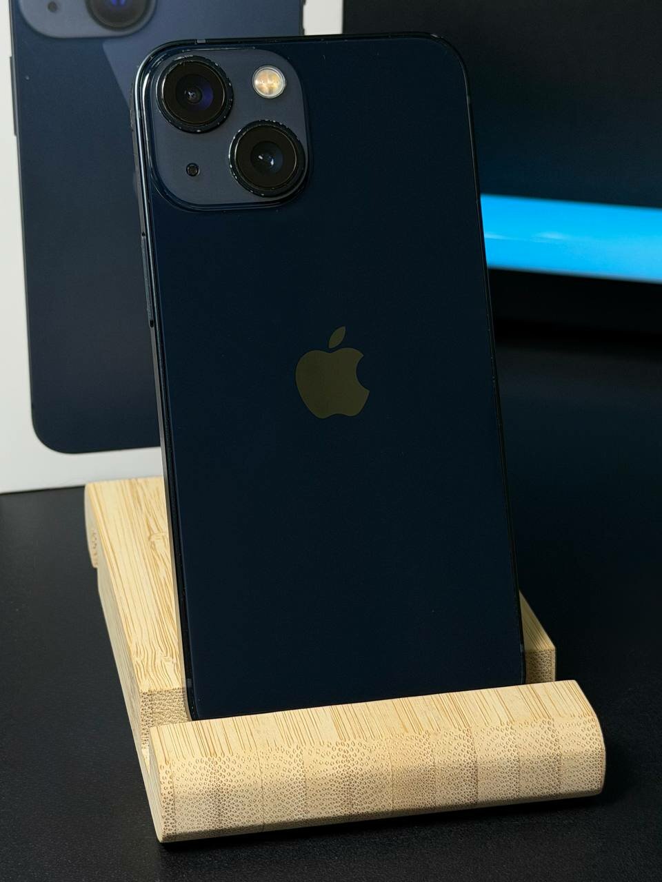 Смартфон Apple iPhone 13, 128 ГБ, nano-SIM + eSIM, черный