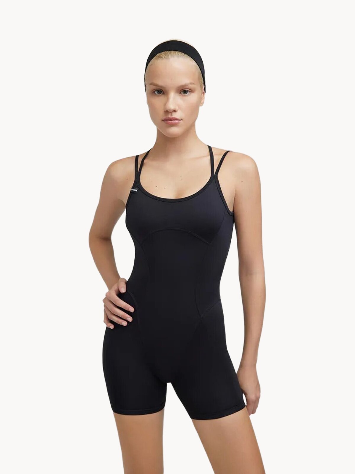 Комбинезон спортивный Cindy short