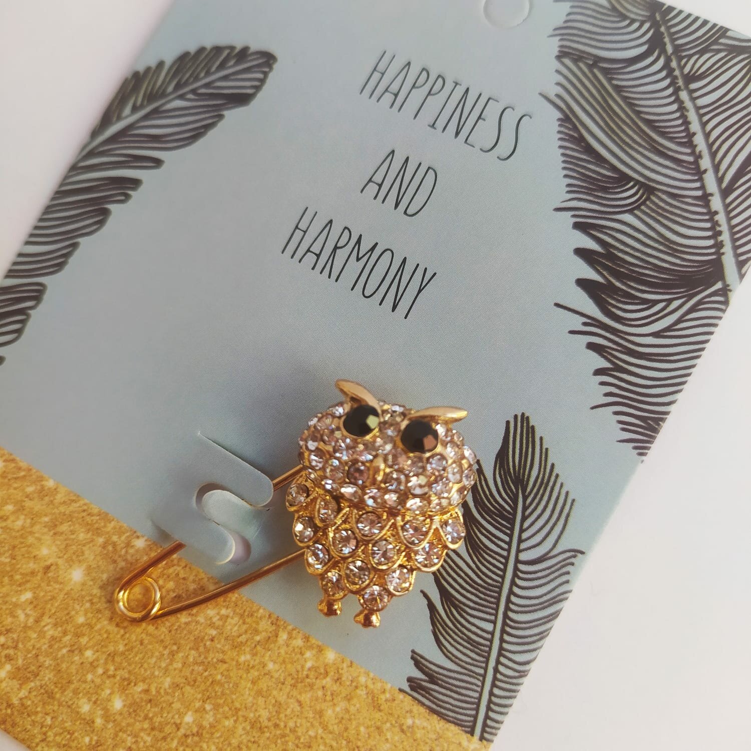 Брошь, стразы