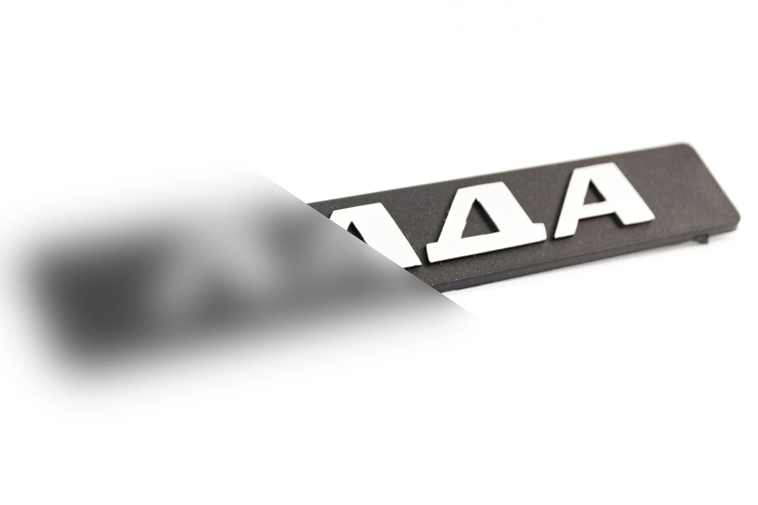 Шильдик-надпись название марки старого образца на крышку багажника для ВАЗ 2108-2109, 2113-2115