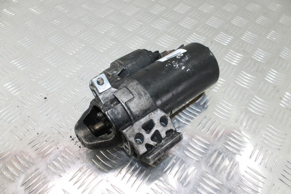 Стартер для BMW 5 E60/E61 2.0 OEM 7802508