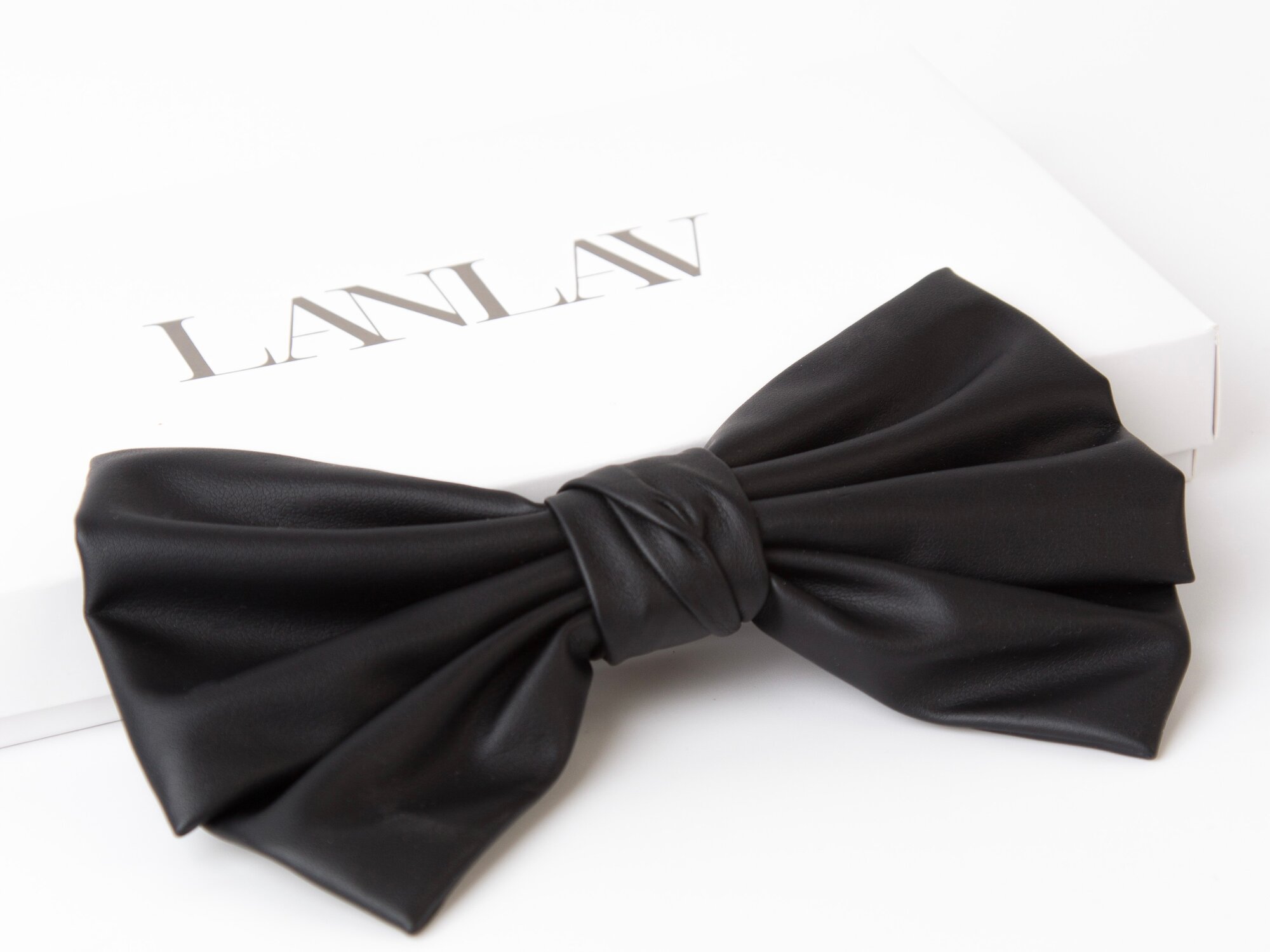 Бани из эко кожи