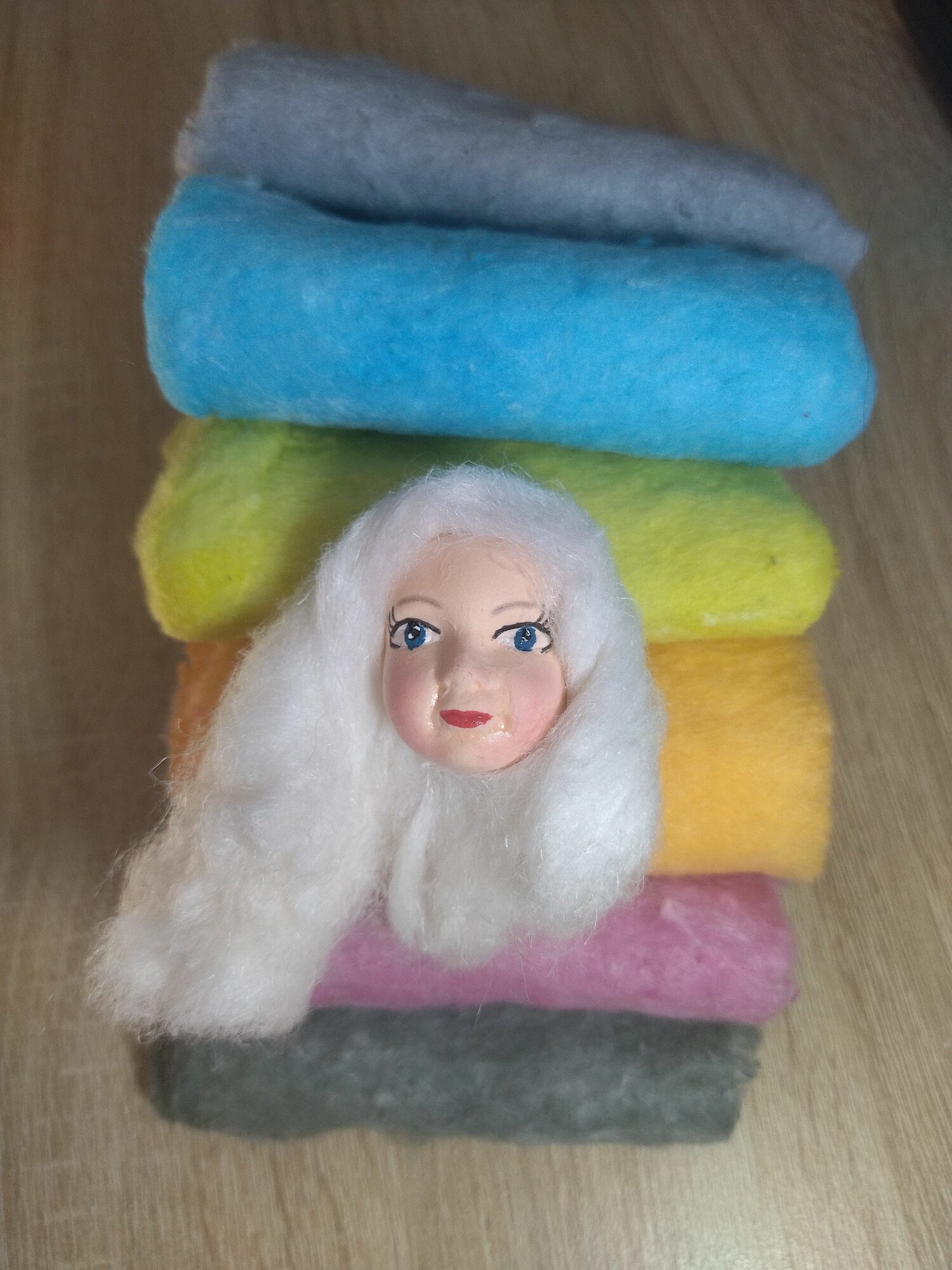 Набор: вата - 6 шт, цветная, окрашенная + личико - 1 шт, раскрашенное, для ватных игрушек, хлопок, 20 см * 9 см